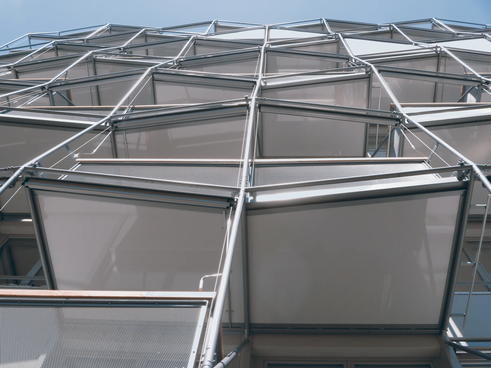 Balkonboden für Metallbauer: Selbsttragend, langlebig - Terrazza Forte ...